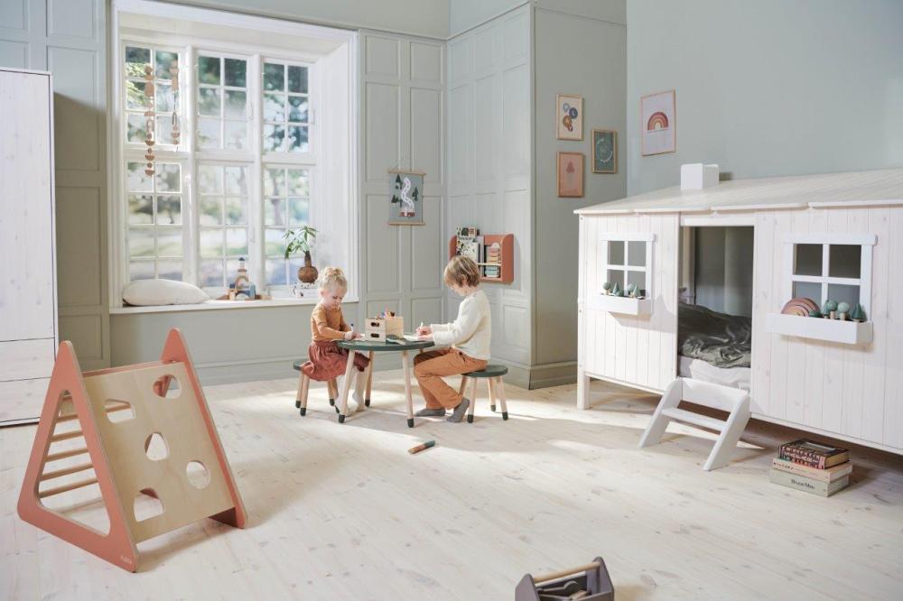 Drevený okrúhly stôl pre deti tmavozelený Flexa Dots | Kidmania